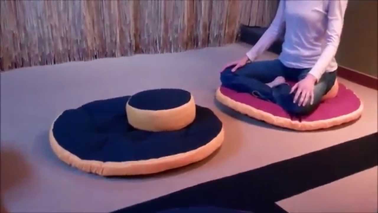 The first round zabuton from the Open Mind Collection by Mayu Sanctuary ...