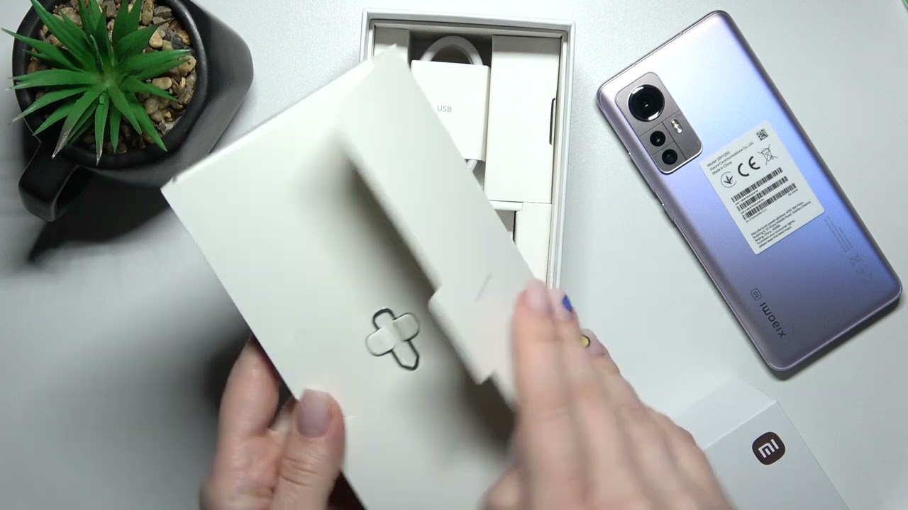 Xiaomi 12 All Box Accessories - Unboxing - YouTube