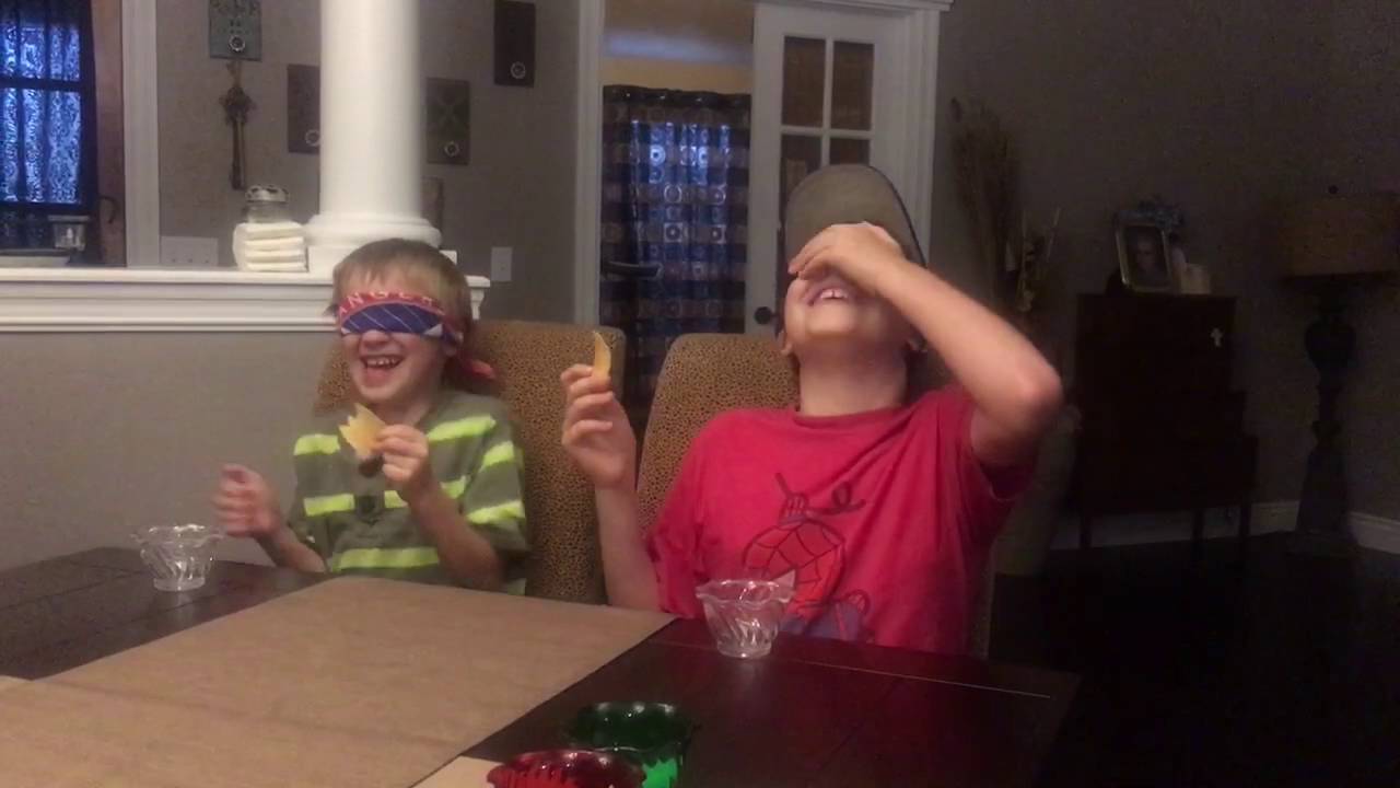 KoonsKamp - Noah and Jacob's Pringle Challenge - YouTube