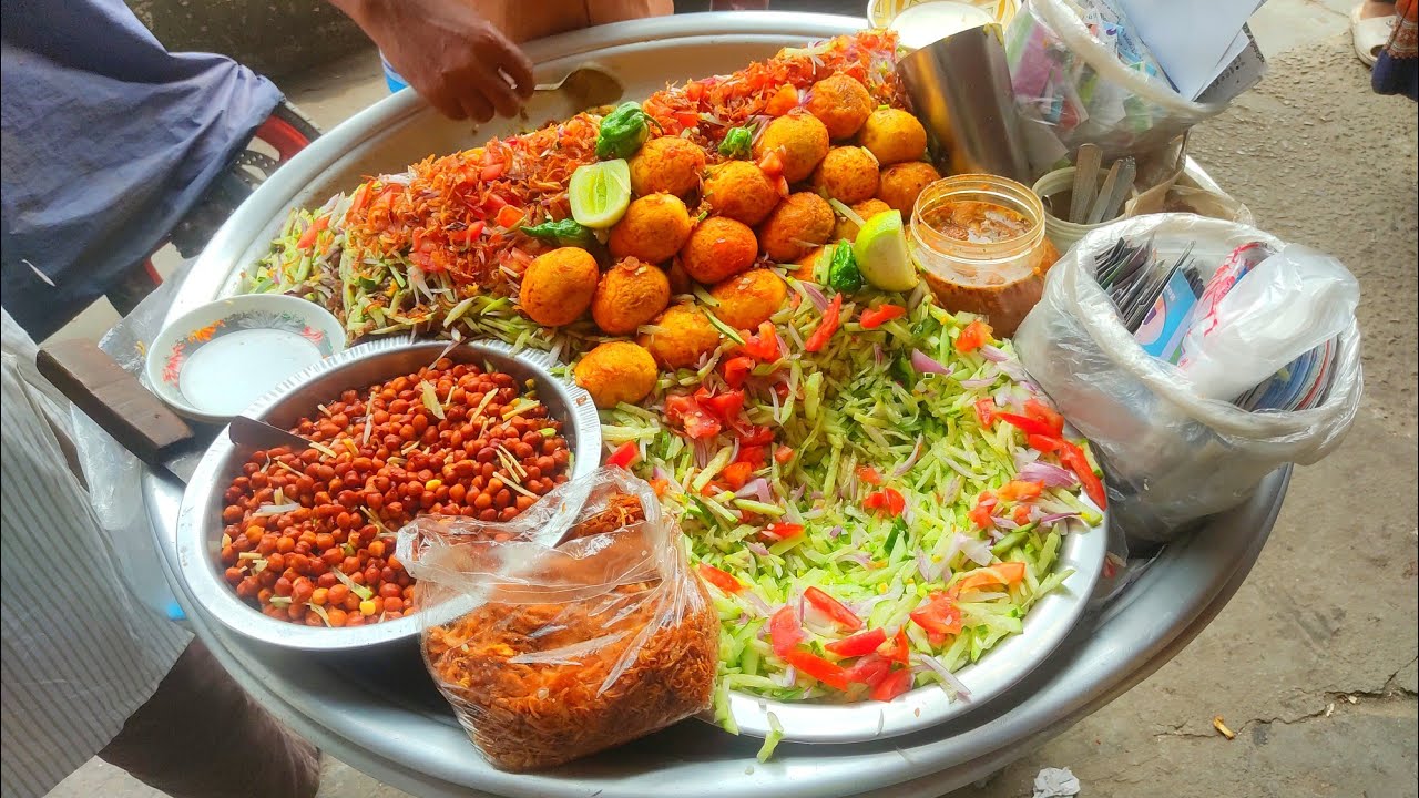 Bombay Chilli Chana Chaat Masala making।। Bangladeshi Street Food - YouTube