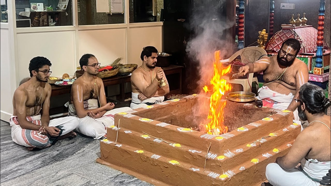 Shravanam Sri Lakshmi Hayagreeva Homam Live Telecast - YouTube