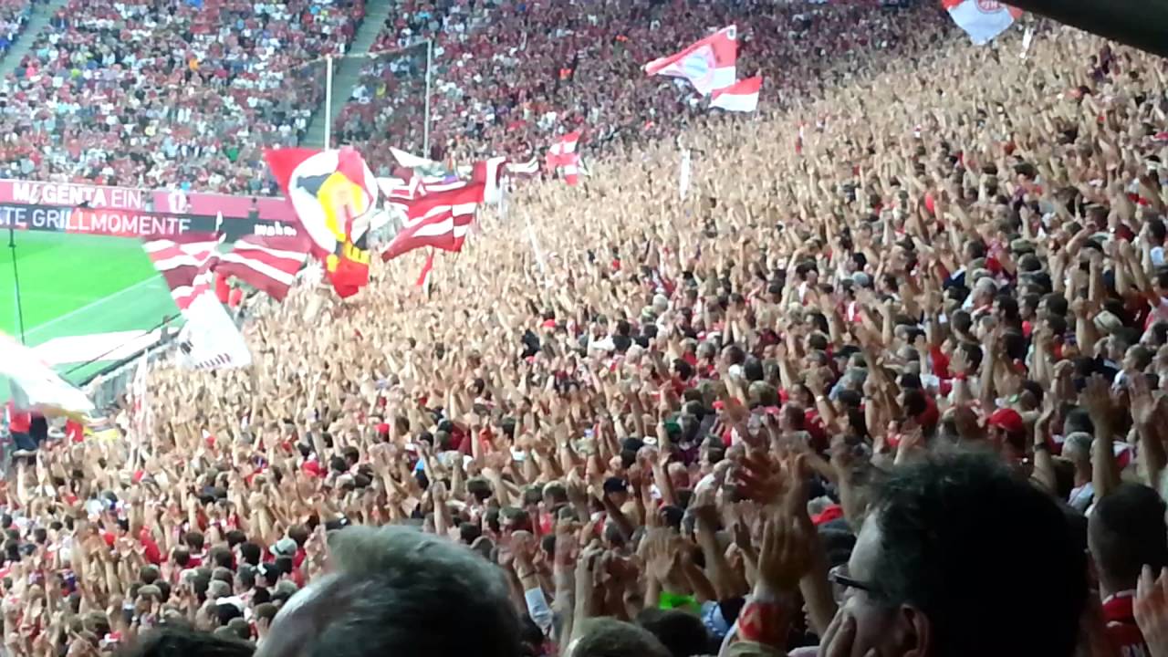 FC Bayern München Südkurve München Schickeria - YouTube