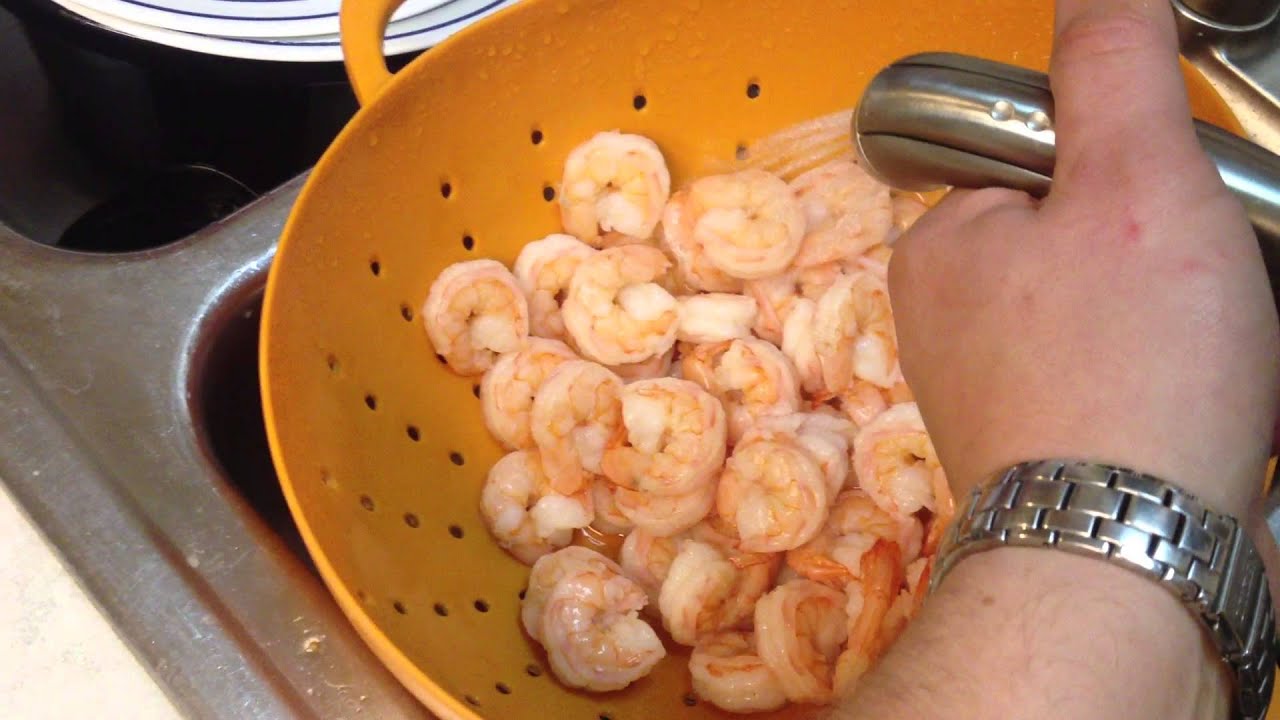 What cooked shrimp look like after being boiled. - YouTube