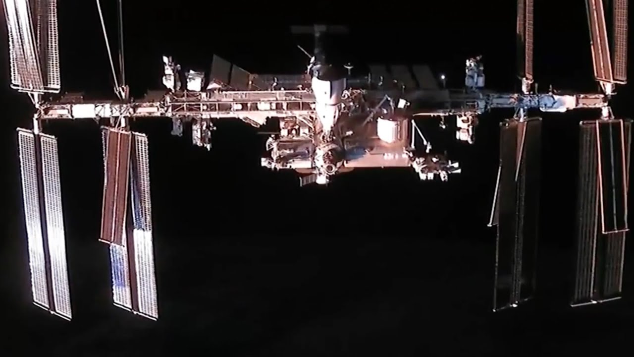 SpaceX CRS-31 Dragon spacecraft drifts away from space station after ...