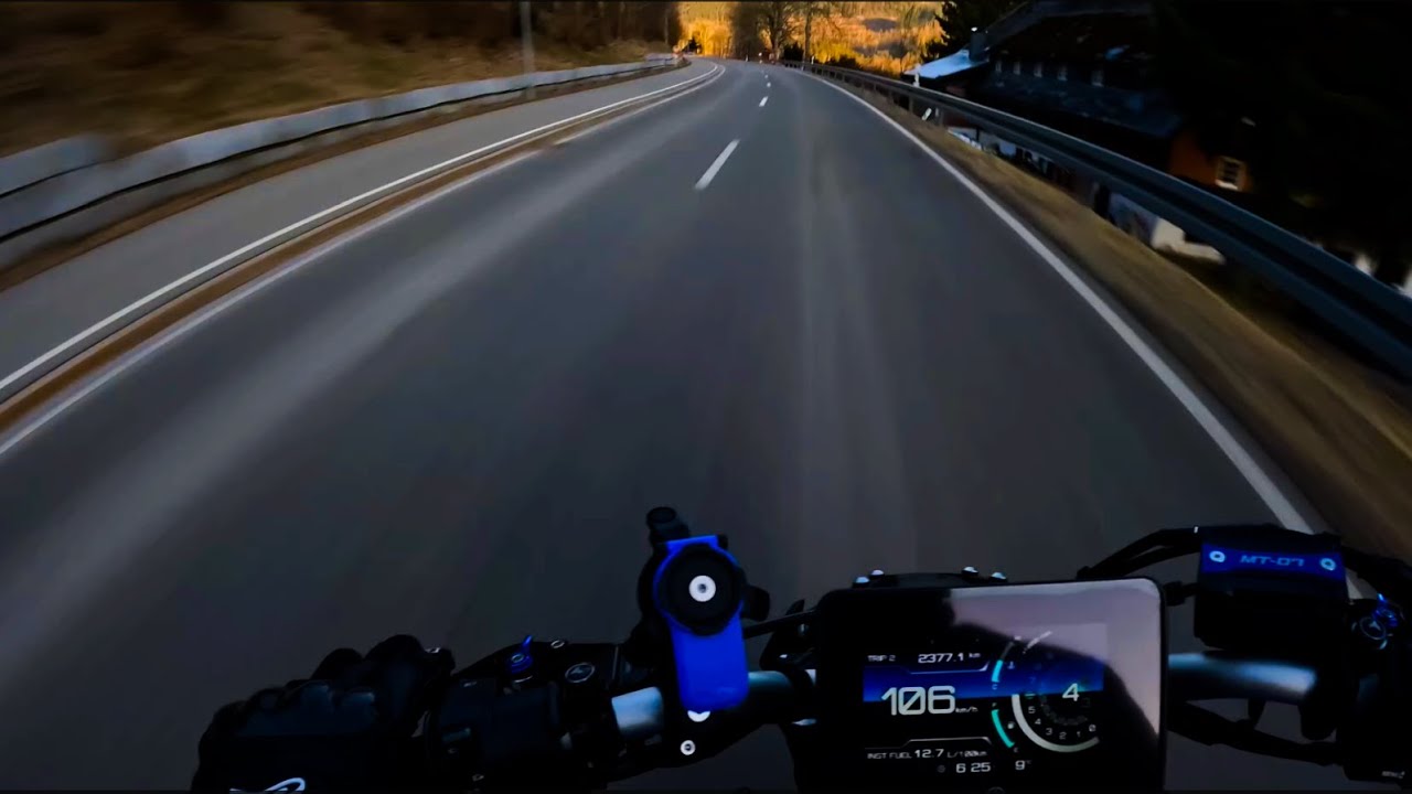 Yamaha MT-07 A2 RAW Sound - YouTube