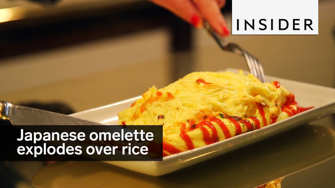 This Japanese omelette explodes over a bed of rice - YouTube