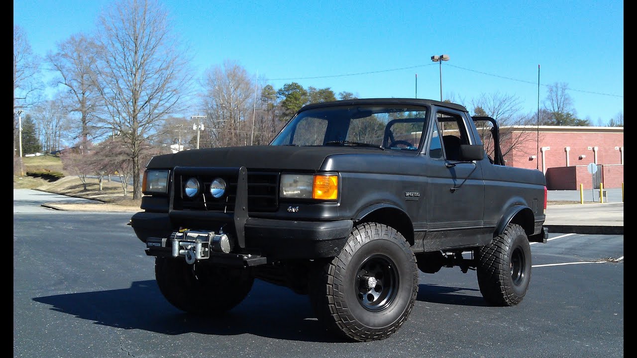 Ford Bronco 351w: Engine Removal Time Lapse - YouTube