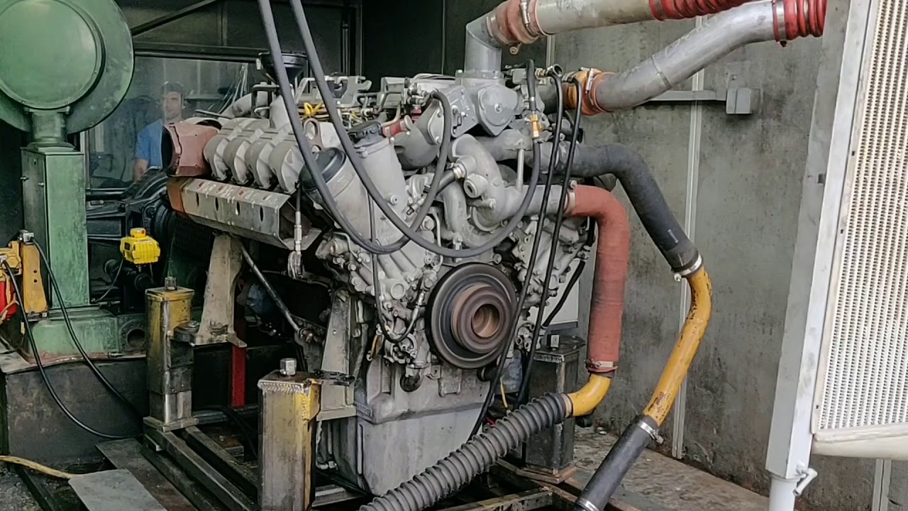 Moteur Liebherr D9508 / Motor engine Liebherr D9508 - YouTube