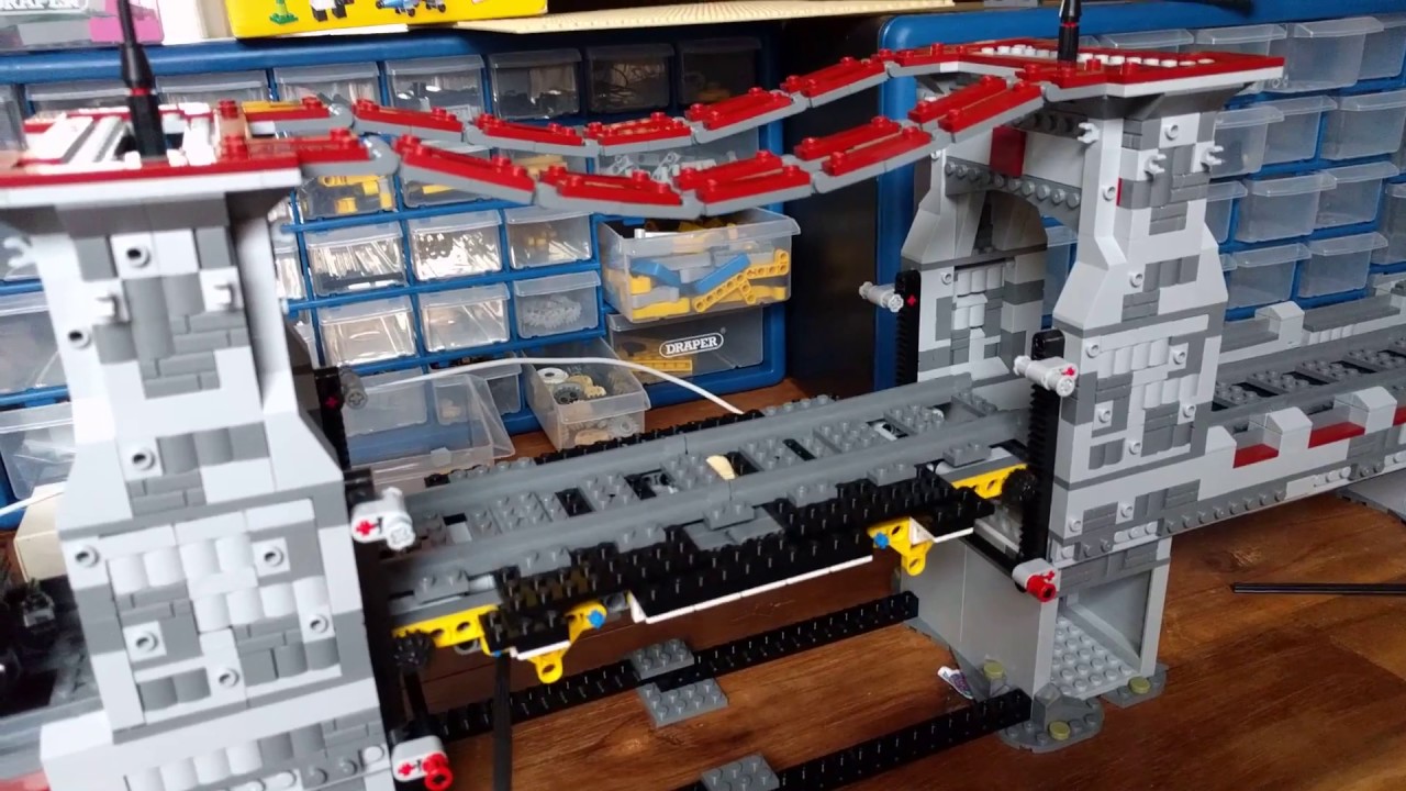 LEGO vertical lift bridge: opening - YouTube
