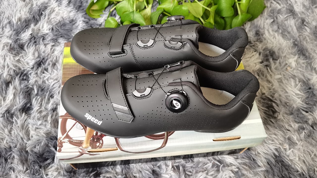 non cleats cycling shoes - YouTube