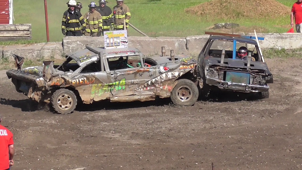 2019 Madison County Fair demolition derby heat 2(Fullsize) - YouTube