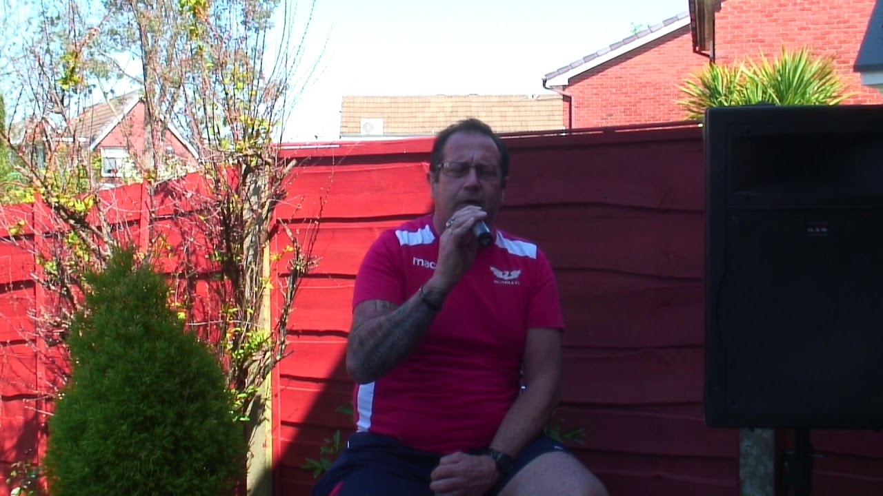 Zen Karaoke - With Or without You - YouTube