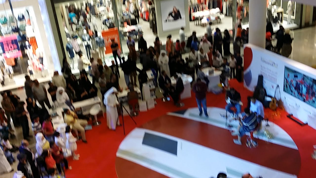 Arabic Music at Bahrain City Center 03 Mar 2015 - YouTube