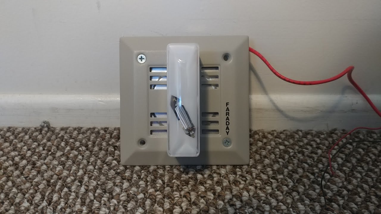 Faraday 6226-d grey horn strobe fire alarm test. (Rare) - YouTube