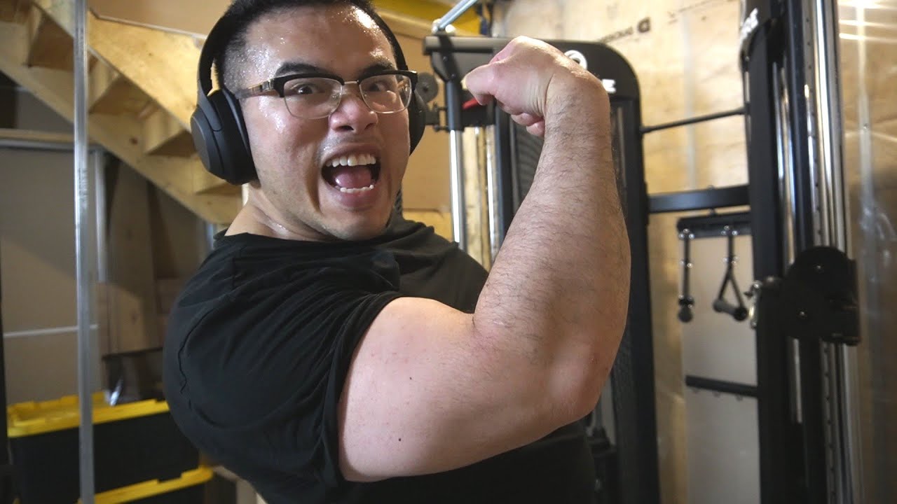 DAY 3: JUICY ARM PUMP WORKOUT ASMR - YouTube