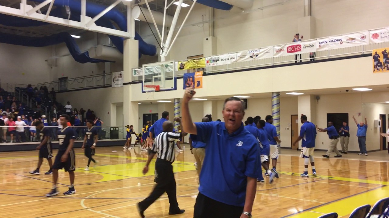 Brunswick High Pirates make a buzzer beater to advance to the Elite 8 ...