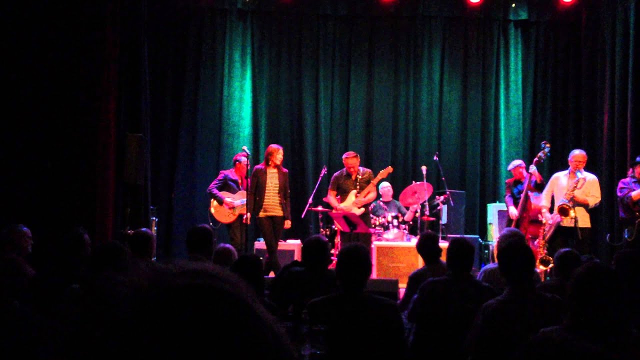 Wheel of Fortune Jimme and Lou Ann Sellersville Theater 4/10/13 - YouTube