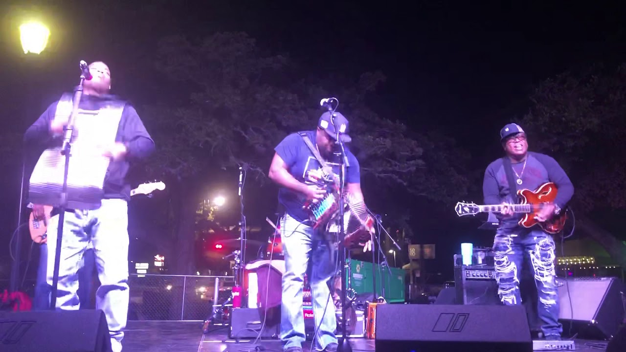 Keyun & the Zydeco Masters 11/16/19 - YouTube