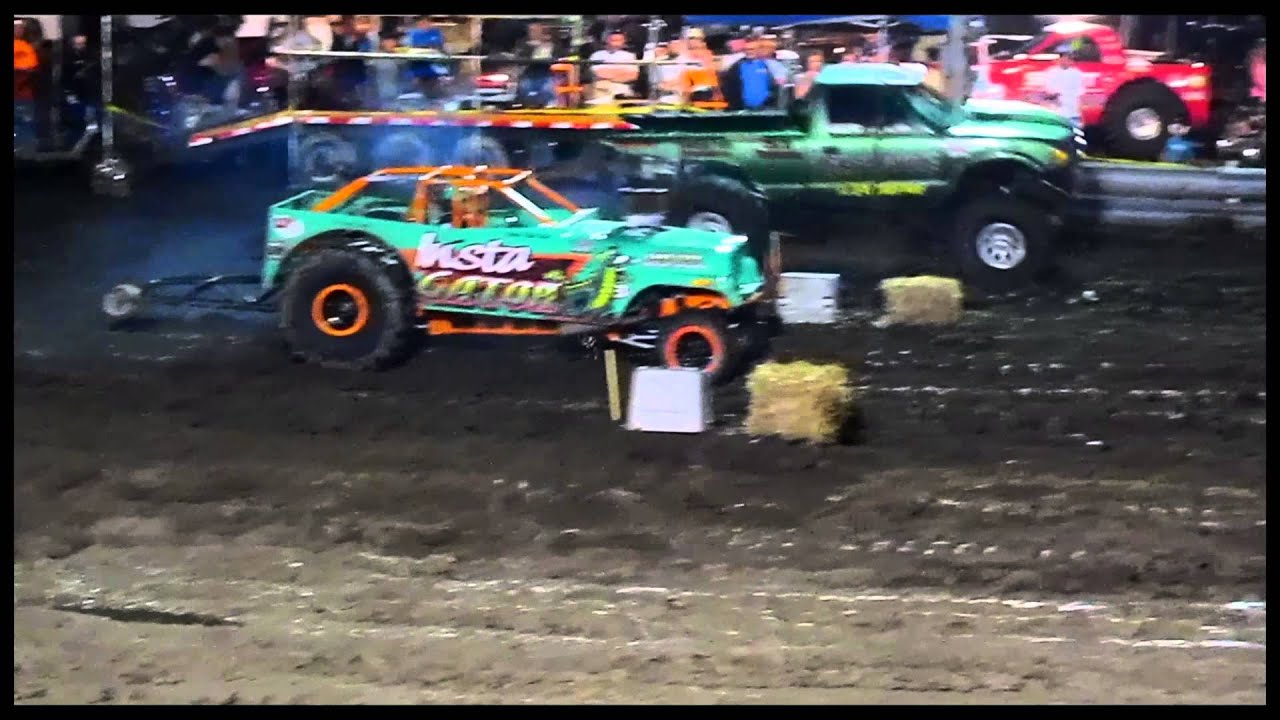 2014 TRANSFER PA SATURDAY SIDE BY SIDE MUD RACING - YouTube