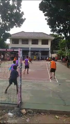 17an Lomba Futsal penonton teriak2 - YouTube