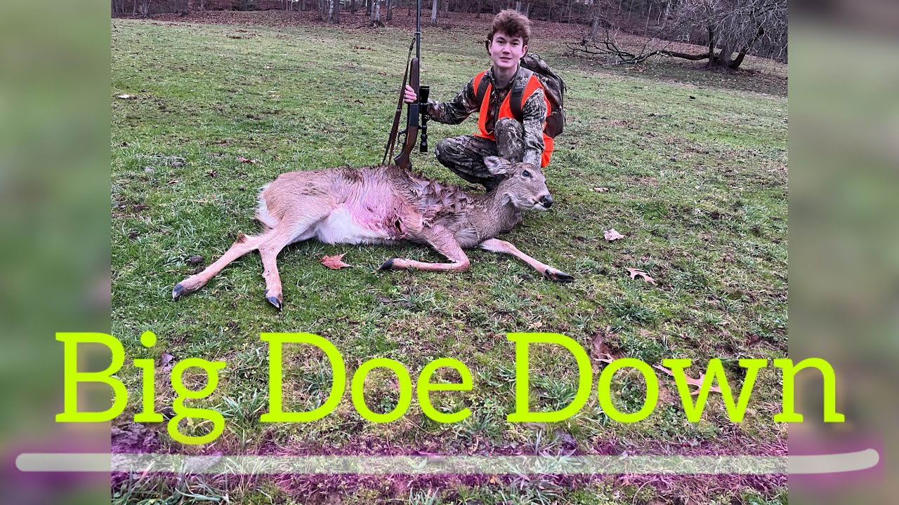 Late Season Doe Hunt (Big doe down) - YouTube