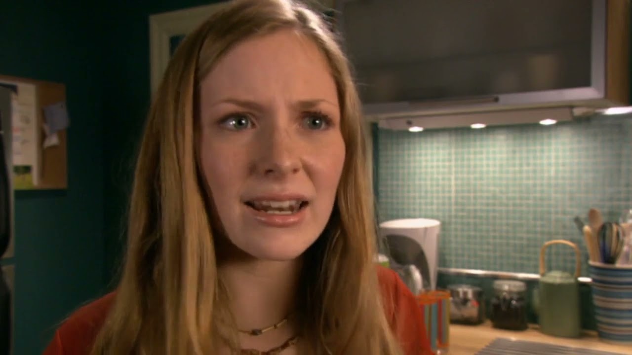 Naturally, Sadie - S2E2 "Year of the Dragon" - YouTube