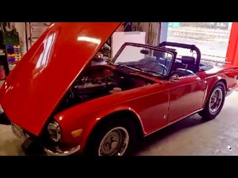 1974 Triumph TR6 engine sound walk round - YouTube