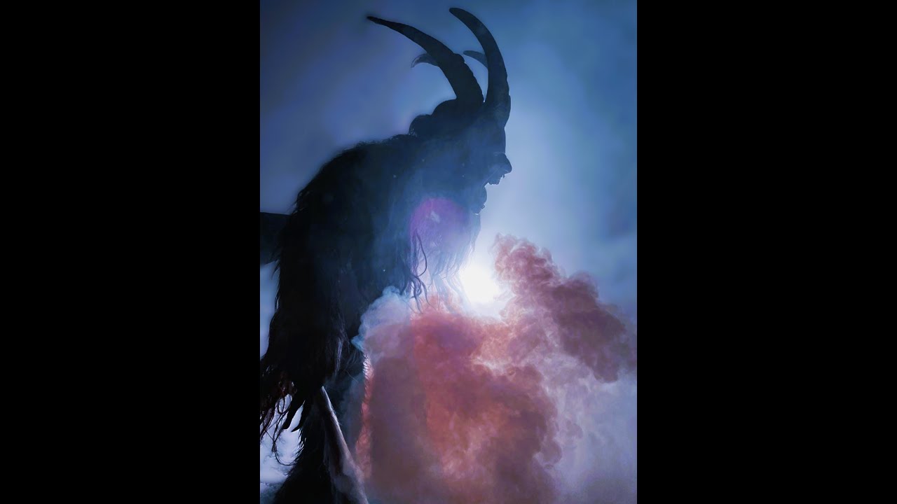 Perchtenshow der Taurus Pass Show 2023 /Perchtenlauf / Auftritt in der ...