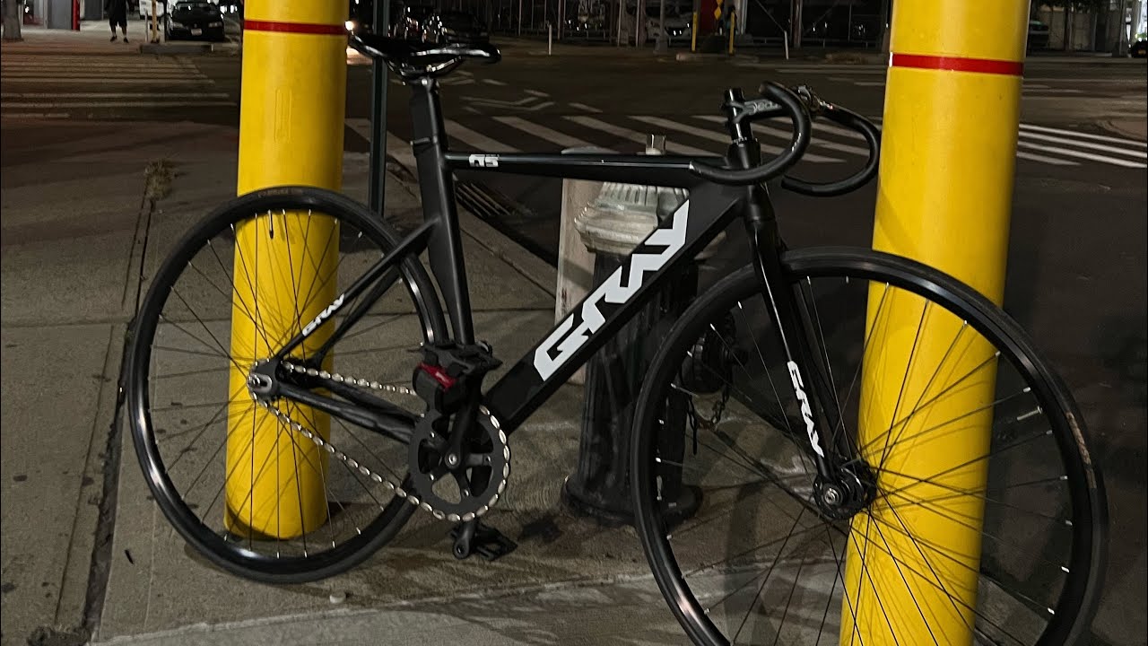 Chill ride with gray f15 Fixed gear bike *first vid on yt* - YouTube