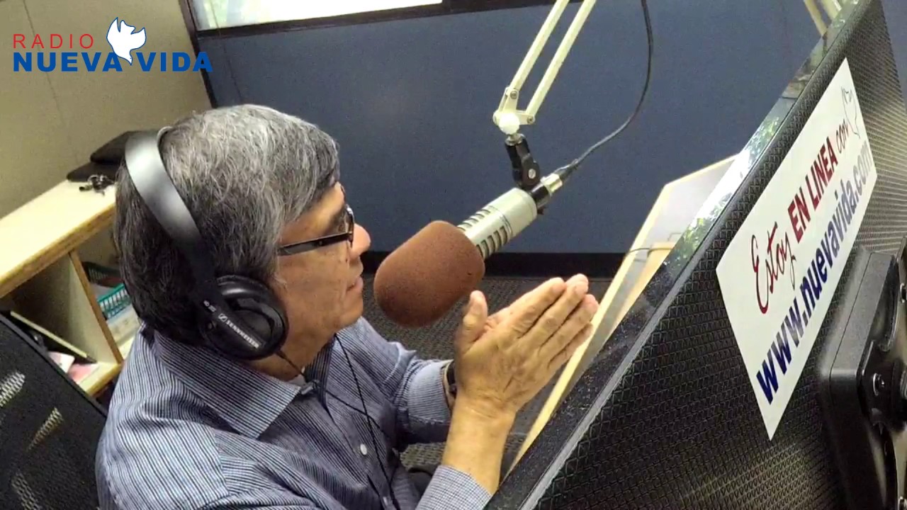 Entrevista en vivo con David Araujo Jr - YouTube