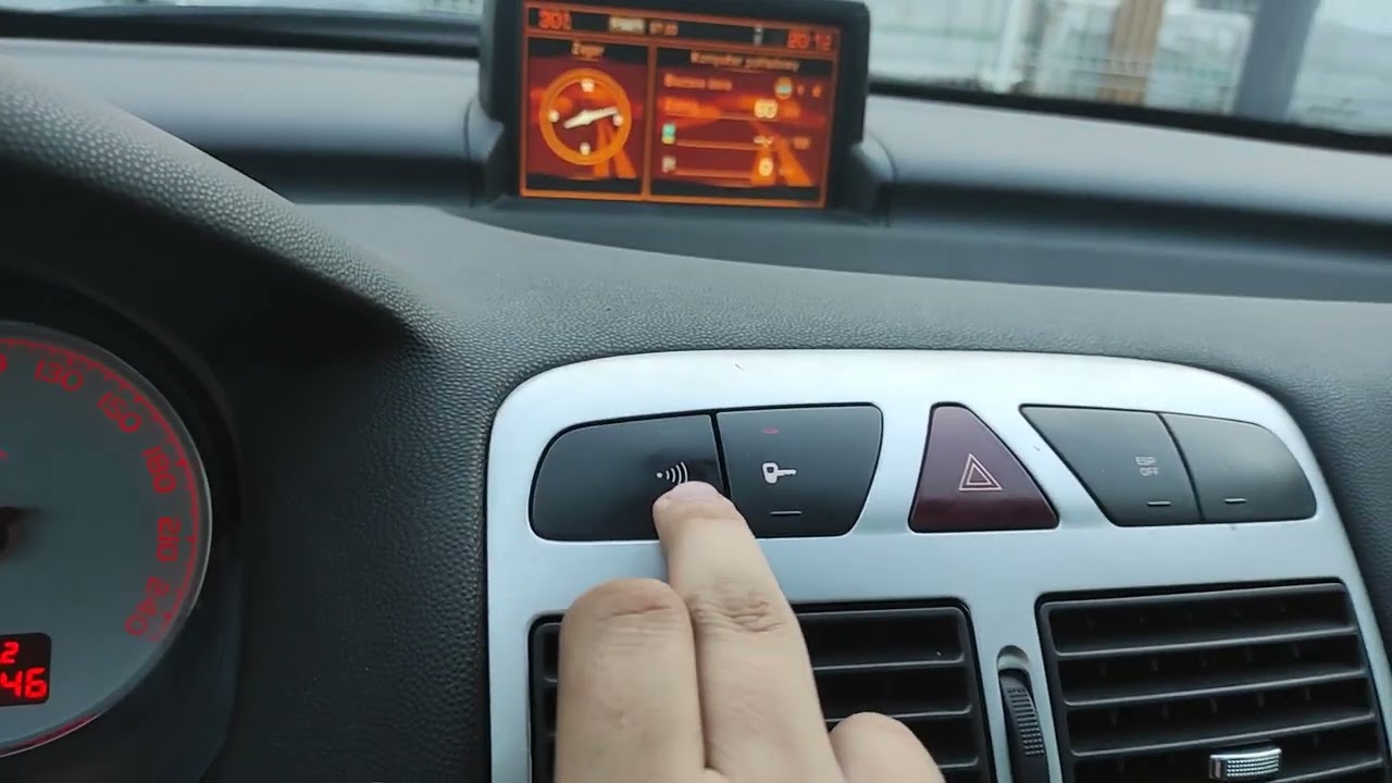Peugeot 307 alarm button used for LEDBAR - YouTube