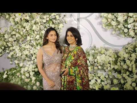 Alia Bhatt and Neetu Kapoor At Sid Kiara Wedding Reception