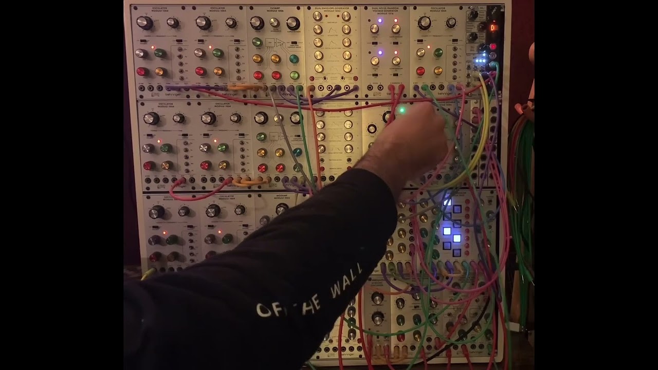 Behringer 2500 32 Step Sequence With The 1027 & 1050 as a Sequential ...