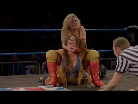 Lizzy Evo submissions camel clutch