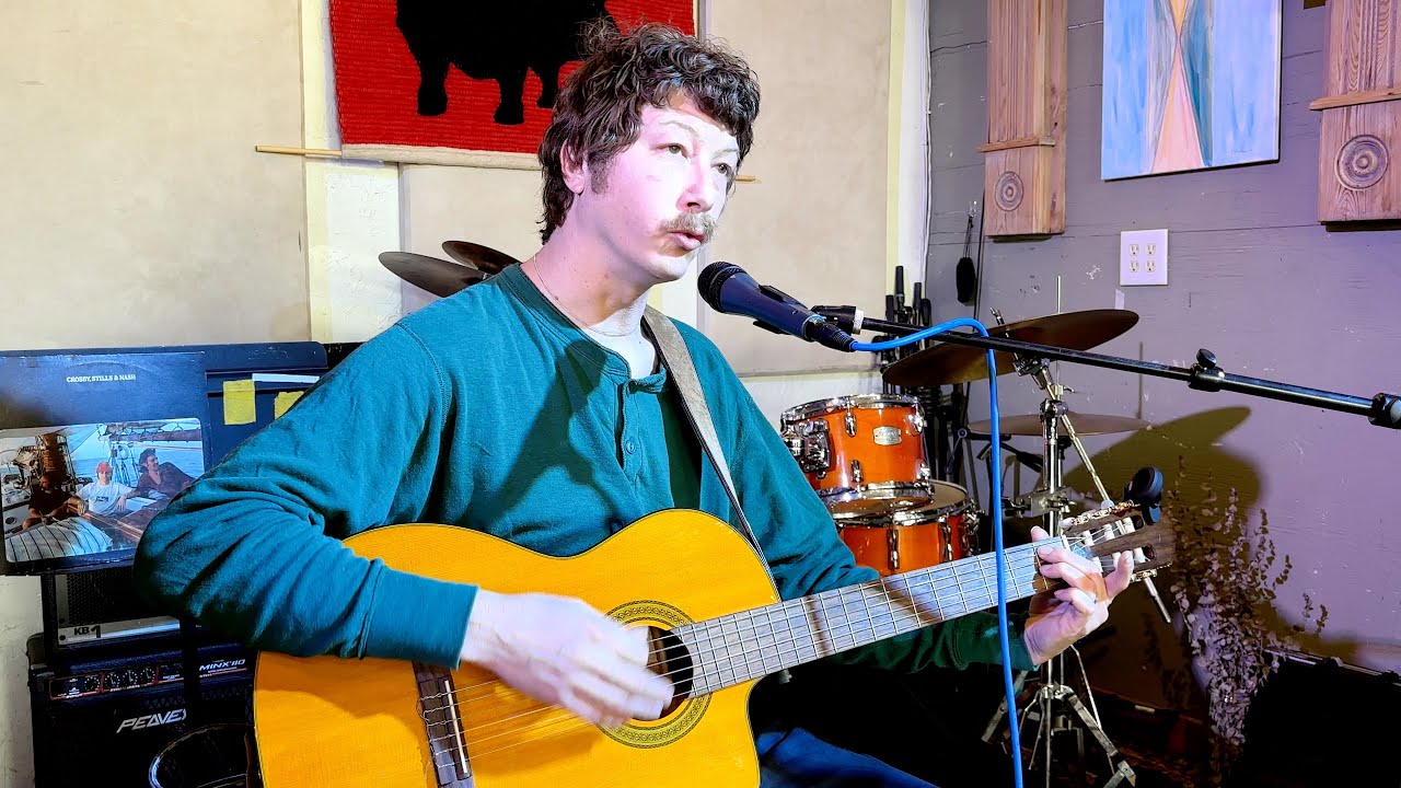 Spirit Tramp - Race to the Bottom (MusicGNV Session) - YouTube