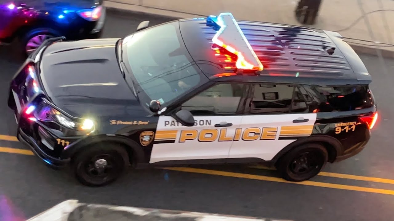 Paterson NJ Police Department Unit 111 Responding. 11-26-21 - YouTube