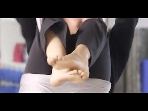 Weki Meki Yoojung Asian Idol #1 (Bare Feet, Soles & Toes)