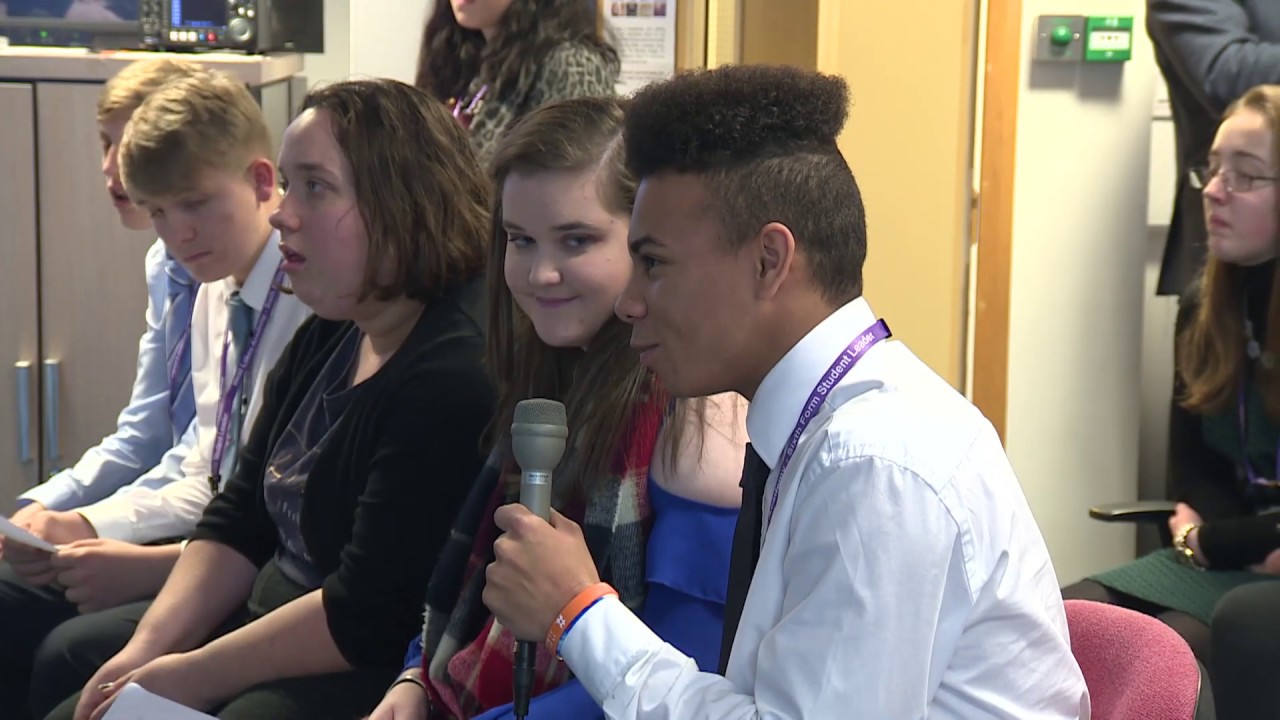 Why opening-up newsrooms/TV studios to pupils in local schools helps ...