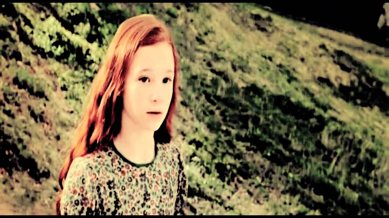 Lily Severus | Fallin' in love with you - YouTube
