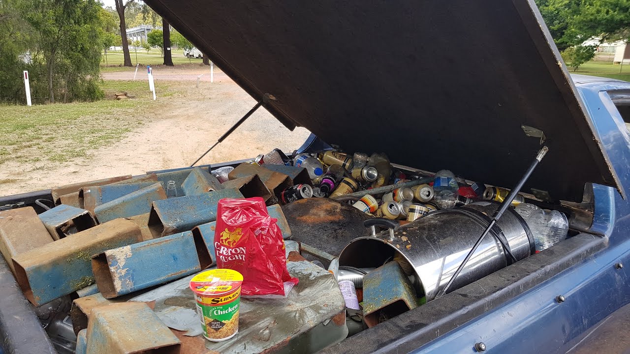 Dumpster Diving Back After Two Weeks Since The Flood Started - YouTube