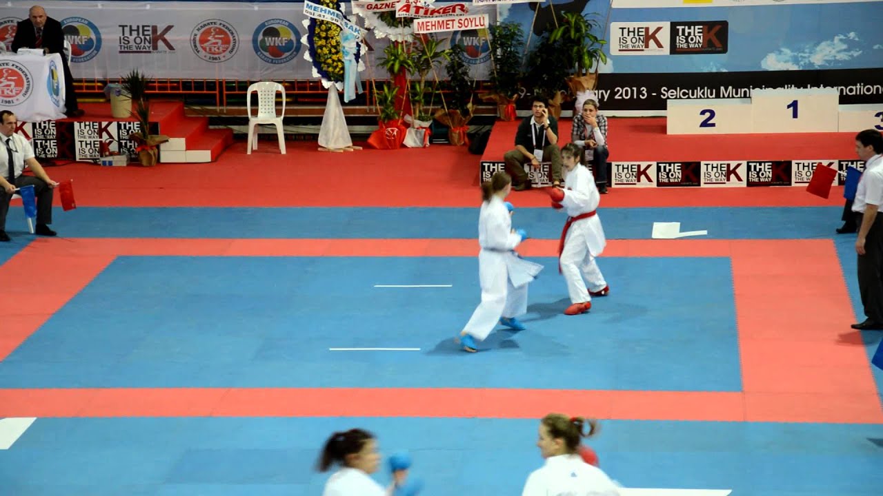 Karate EM Kumite Girl Lara Neumann Turkey 2013 Fight for 3rd place vs ...