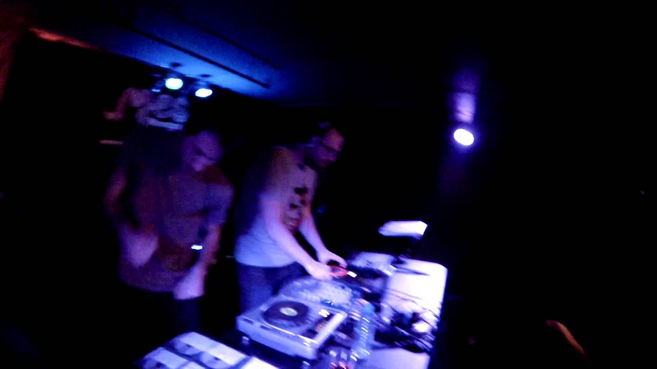 MEG Showcase 4 23-02-2013 Go Pro Hero 3 Part 15 - EZLV's Mixing & DJ ...