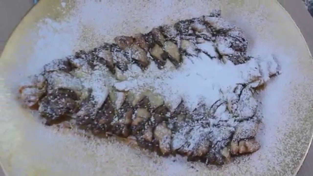 Croissant Christmas Tree with Nutella - YouTube