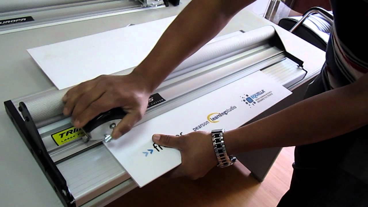 Trimalco Kronos cutting Forexboard 3mm - YouTube