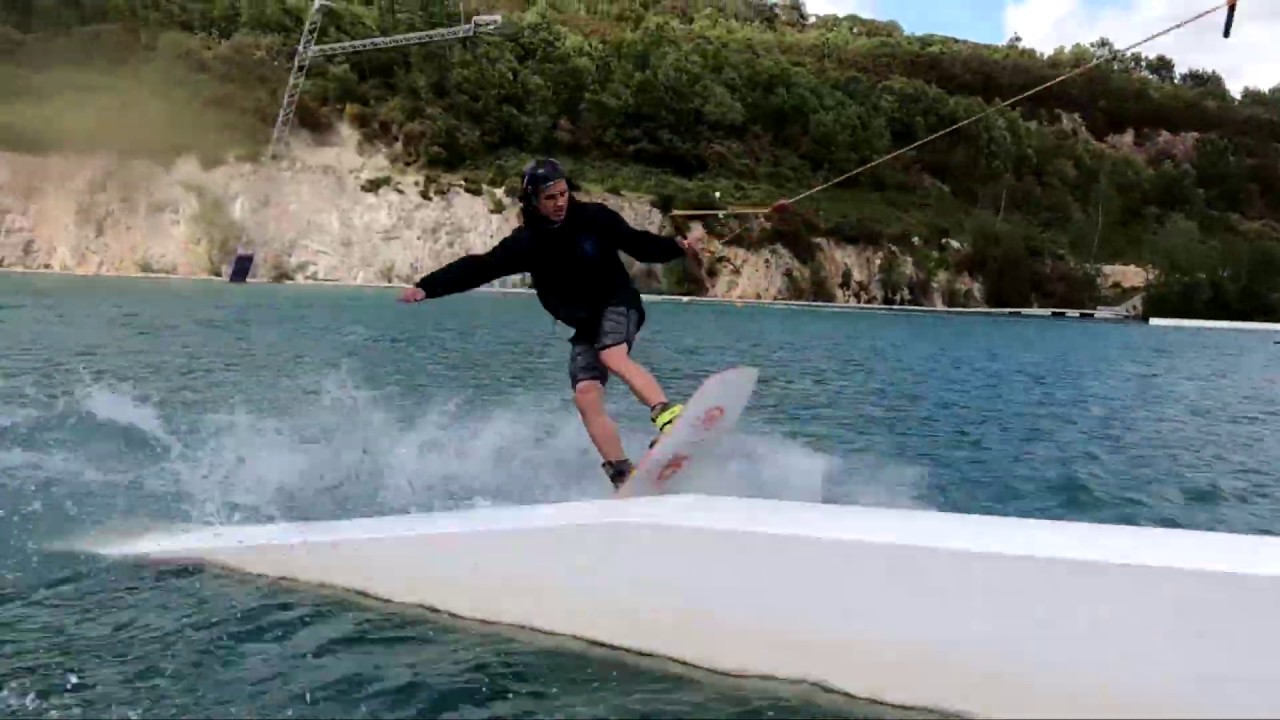 [WAKEBOARD] Saison 1 - Episode 1 - Justin Outré - West Wake Park - YouTube