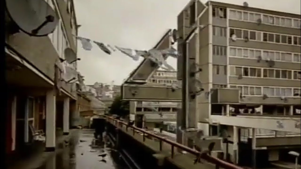 Channel 4 Continuity and Adverts (3rd October 2005) - YouTube
