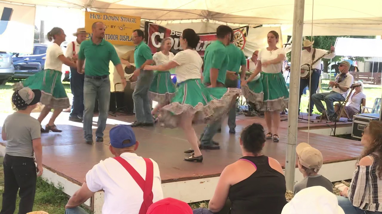 Traditional Square Dancing/Clogging - YouTube