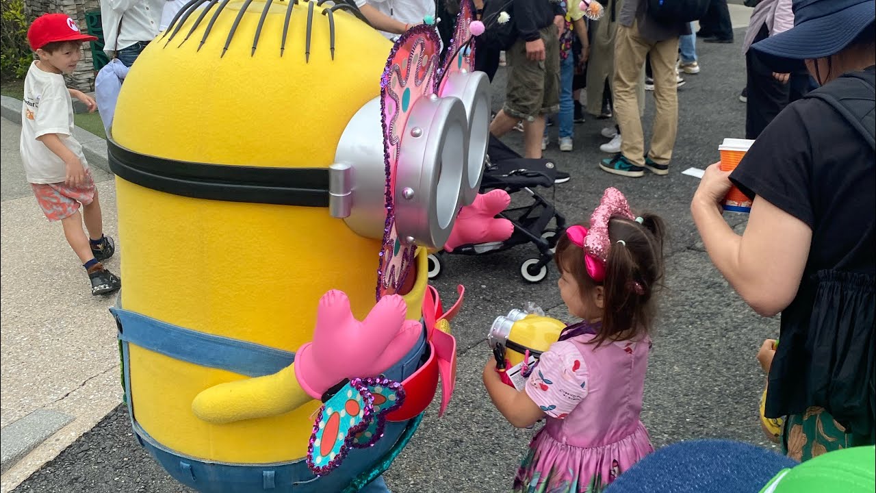 MINIONS Universal Studios Osaka Japan Parade YouTube minions-universal-studios-osaka-japan-parade-youtube