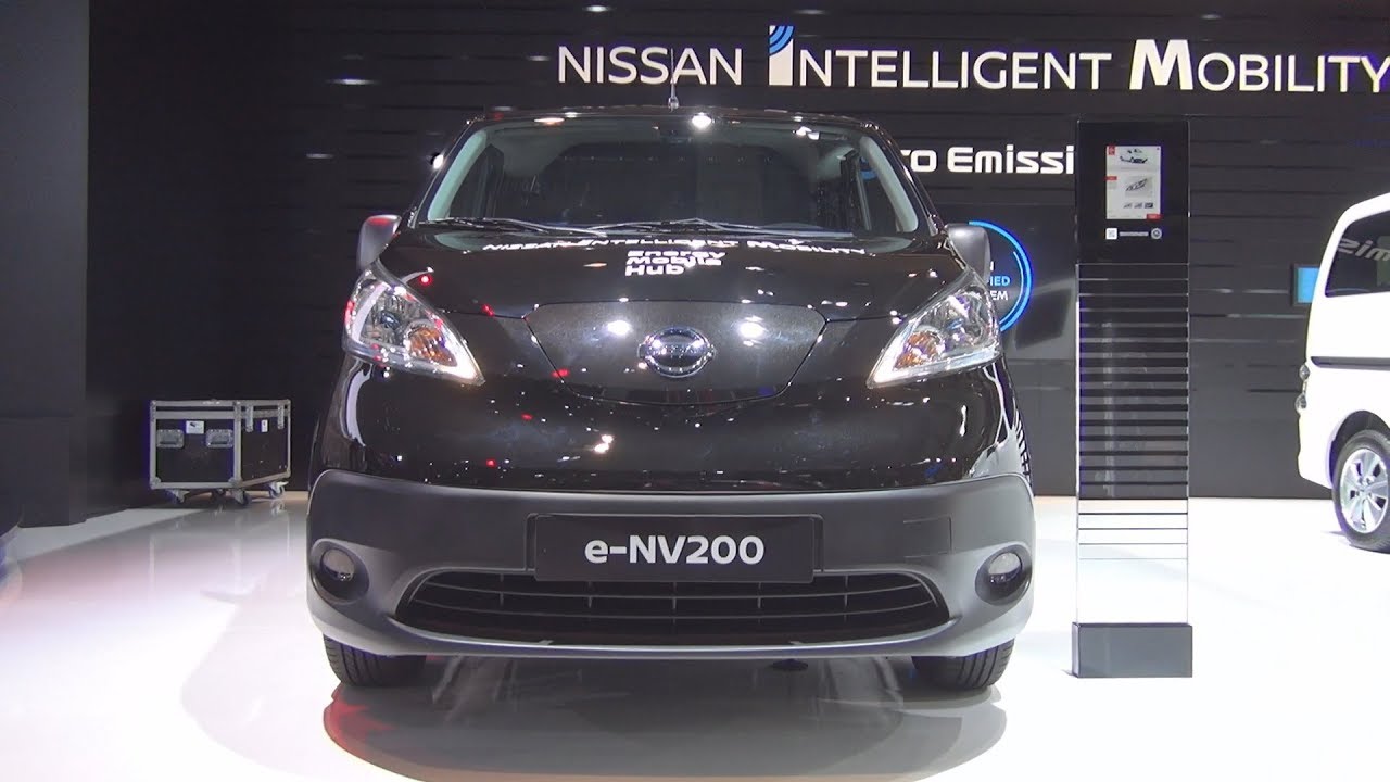 Nissan e-NV200 Panel Van (2019) Exterior and Interior - YouTube