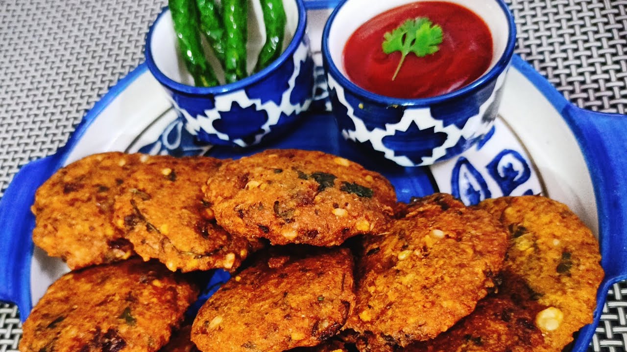 mix dal vada recipe | वडे थापण्याची एक वेगळी पद्धत | मिक्स दाल वडा ...